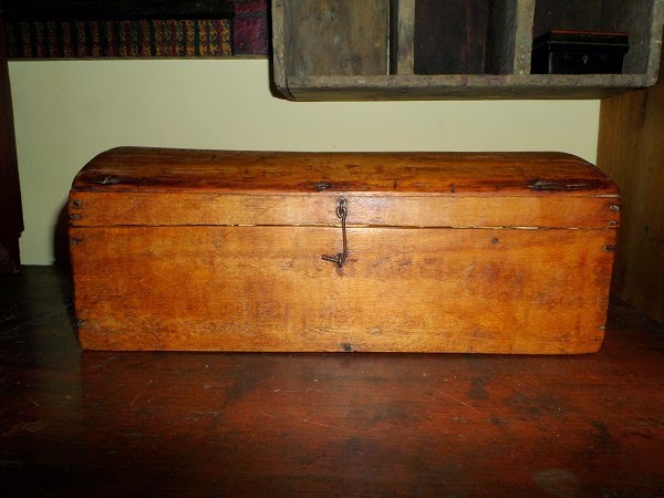 WINTERBERRY FARM PRIMITIVES SHOP BLOG: Snipe Hinges: What Are They?