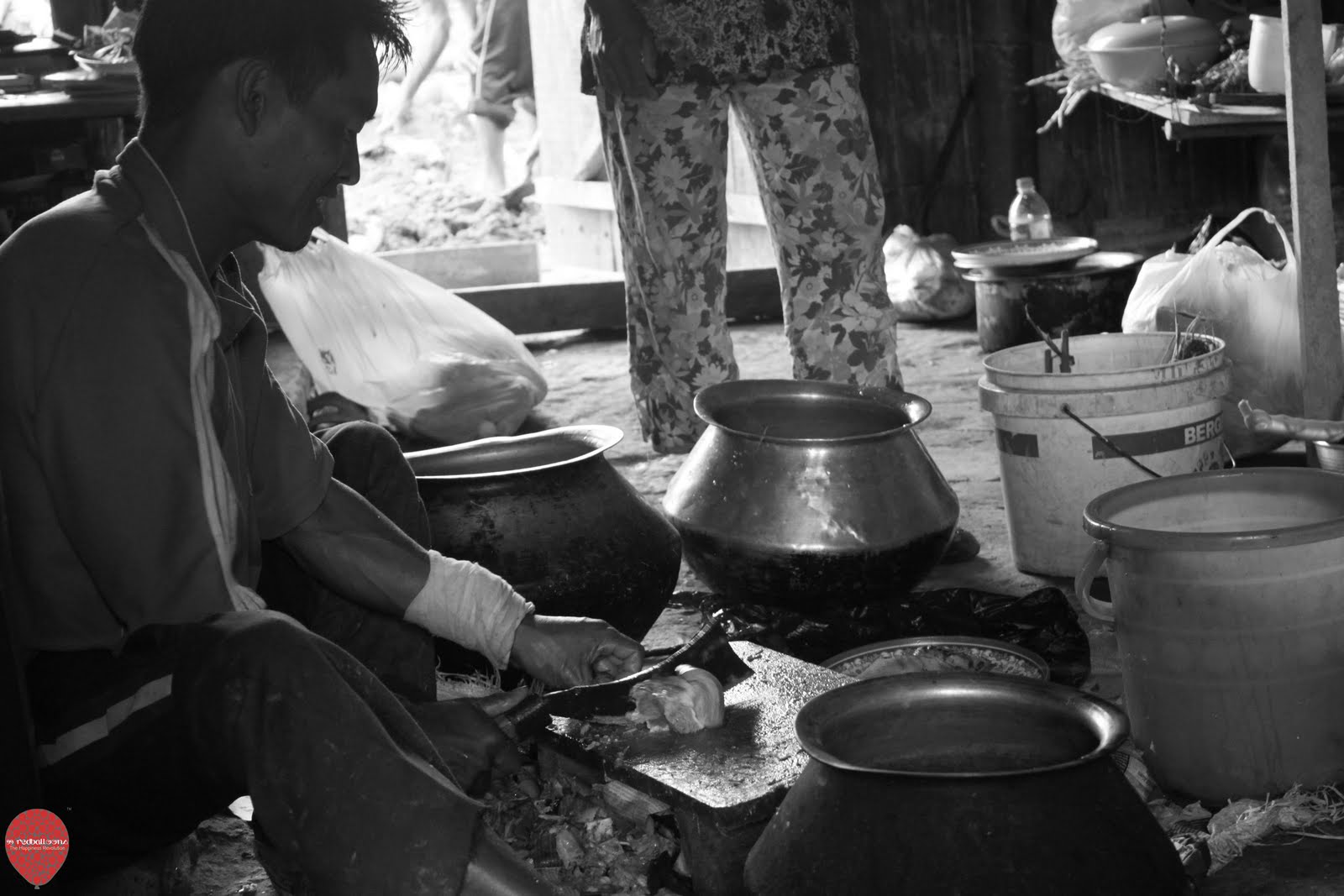 99 red balloons: Traditional Tangkhul Naga house in chingjaroi Village ...
