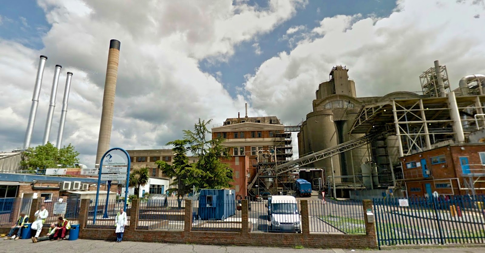 Arthur Pewty's maggot sandwich: Where there's muck, there's brass.