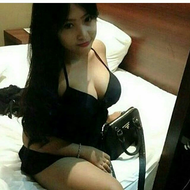 Cerita Anal Sek Ngentot Vagina dan Anus Tante Girang Berjilbab | Anal Sex