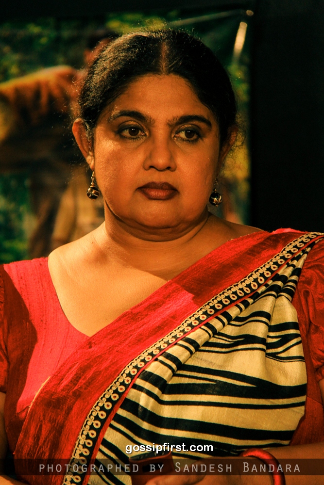 Gossip First Gallery: Siri Parakum movie Special Screening for ...