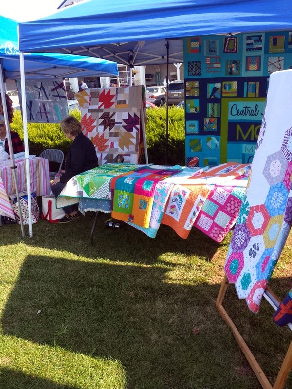 CentralJerseyMQG: Outdoor Quilt Exhibit