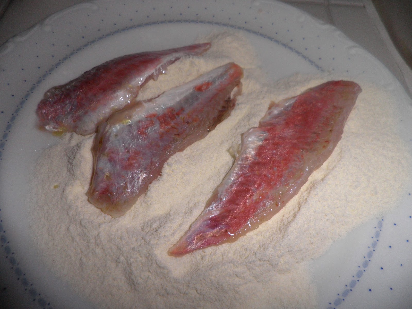 Filetti di triglie alle mandorle – Cannella e Gelsomino