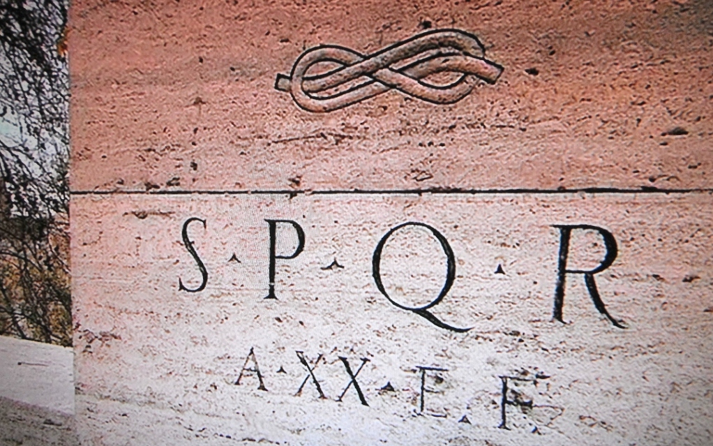 Staffordshire Photo: Roman knot