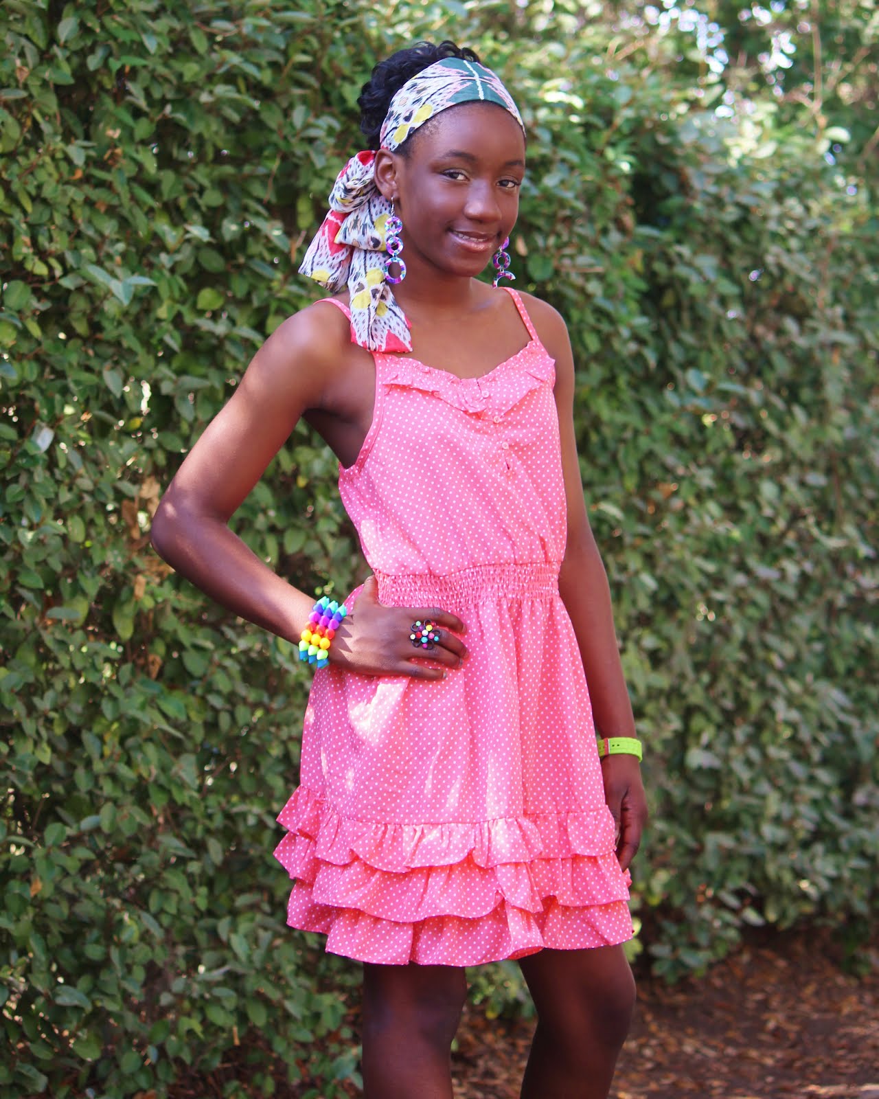 POSE child modeling mag Junior Fashion Experts: Color Me Beautiful