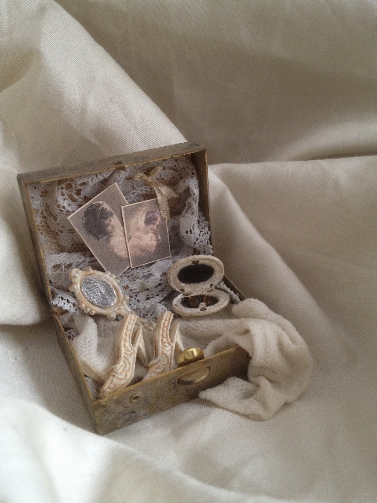 Little Miniature: Memorybox