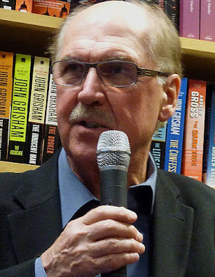 Kittling: Books: At The Poisoned Pen with David Morrell!