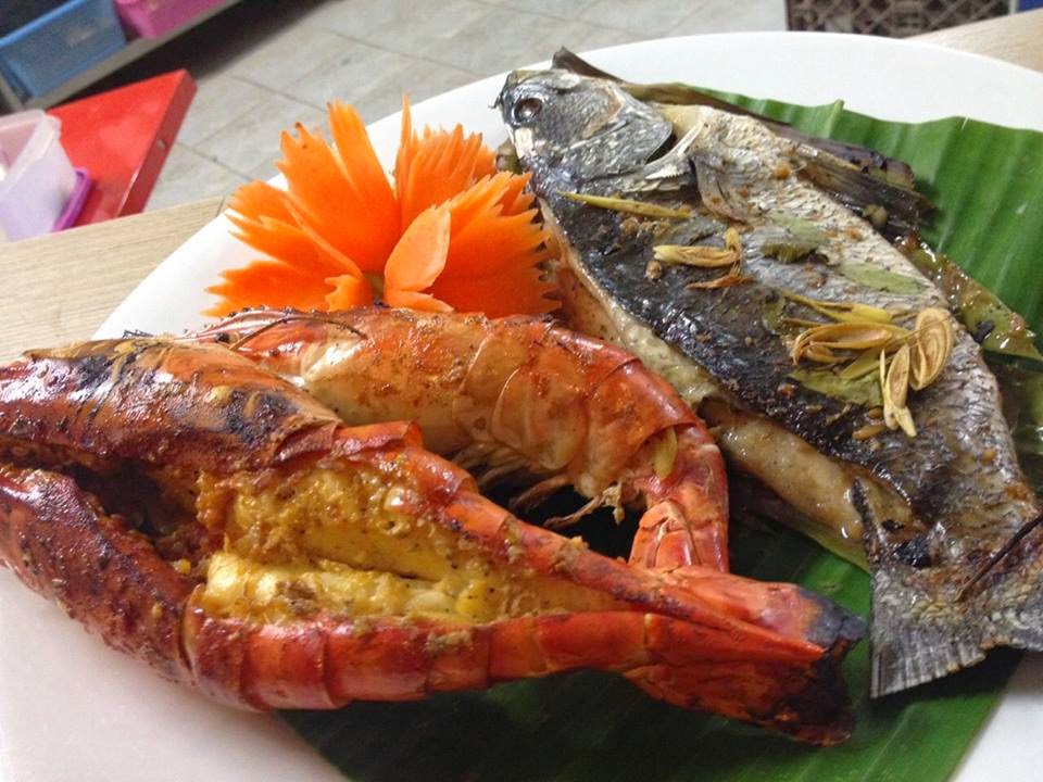 Baitong Chaweng Beach : Bbq, seafood on the beach, not bad at all