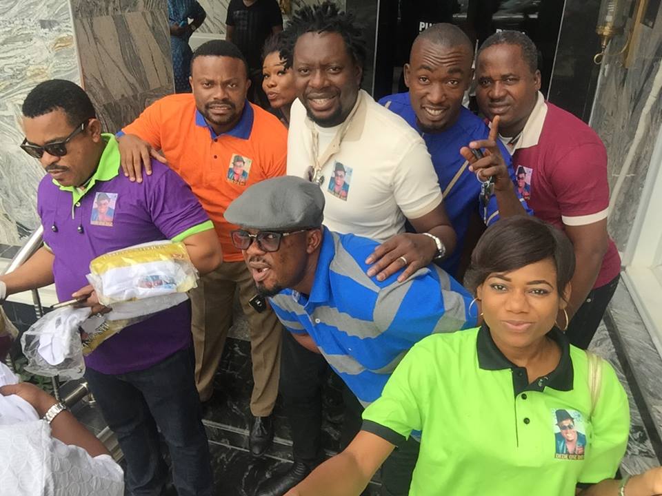 Photos from comedian, Dede-One-Day?s burial