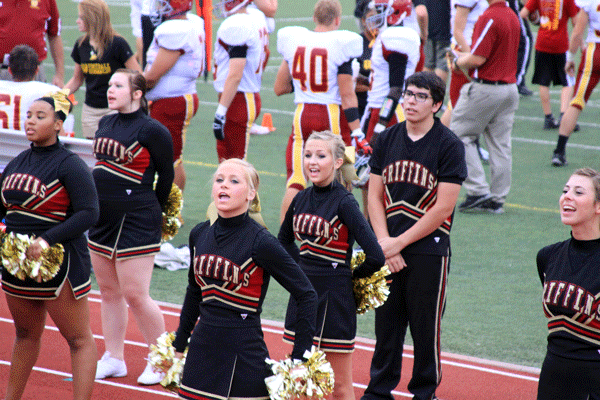 Winnetonka Cheer: More Friday Night Winnetonka Cheer Football Pictures