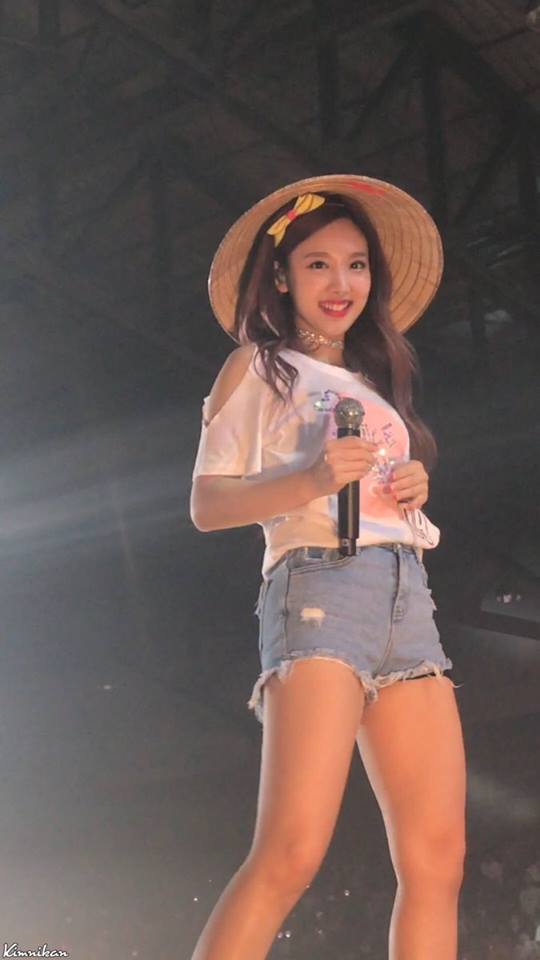 Fans Can't Get Enough Of The Cuteness Of TWICE's Nayeon! | Daily K Pop News Fans Can't Get Enough Of The Cuteness Of TWICE's Nayeon! | Daily K Pop News