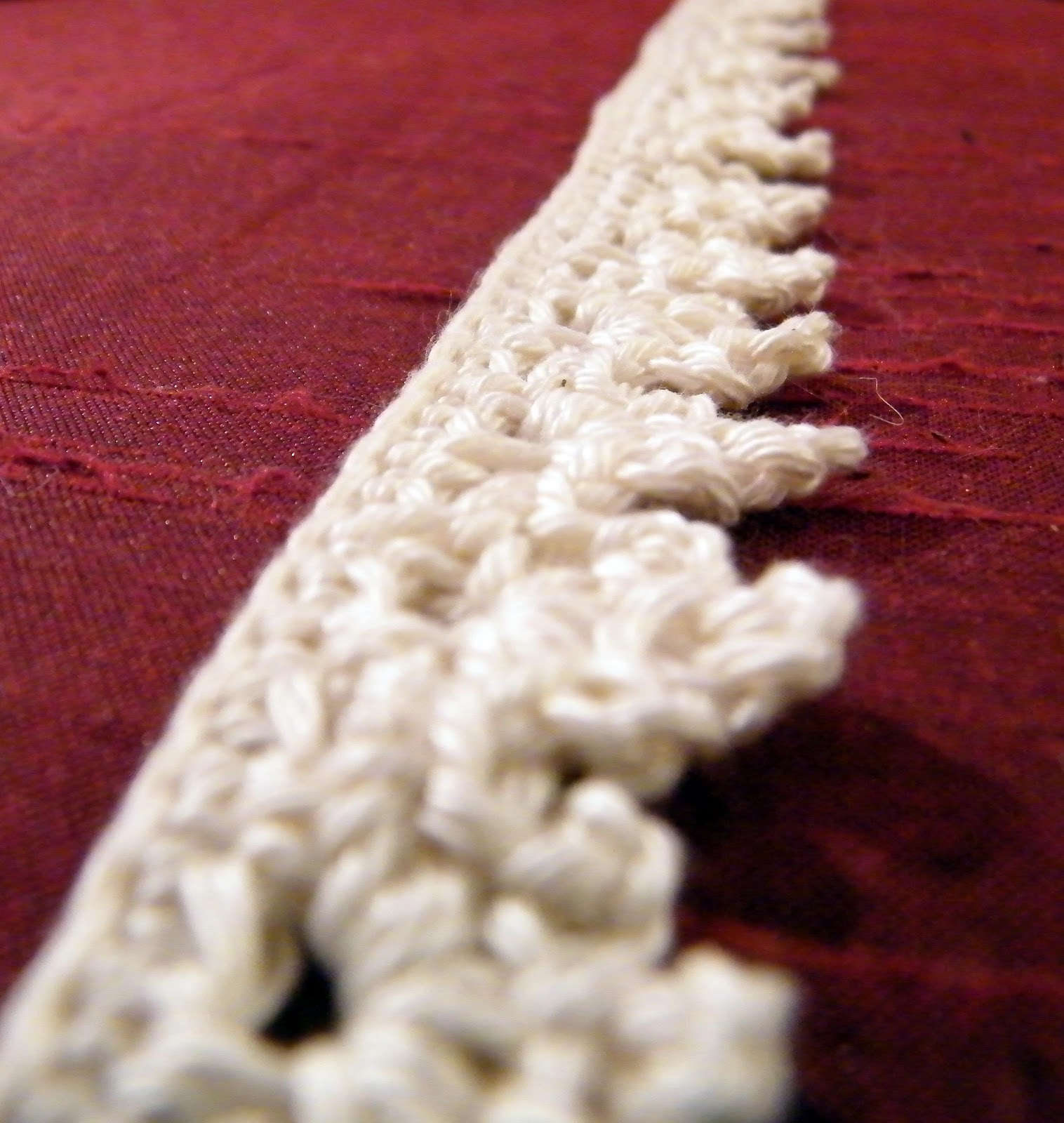 RubyRed Eclectic: Designed my Own little crochet edging!!