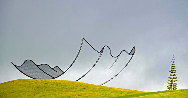 keads.com: Neil Dawson's Large Scale Sculptures