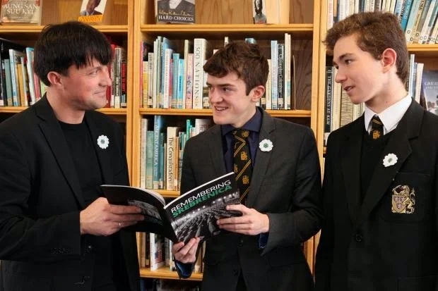 Hasan Hasanović učenicima u Londonu pričao o genocidu u Srebrenici