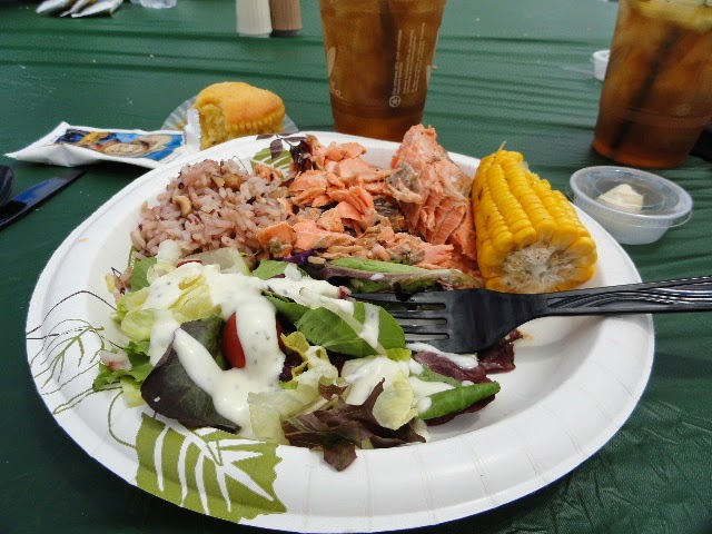 How to Love Where You Are and Eat Where the Locals Eat!!: BIG SHIPS AND ...