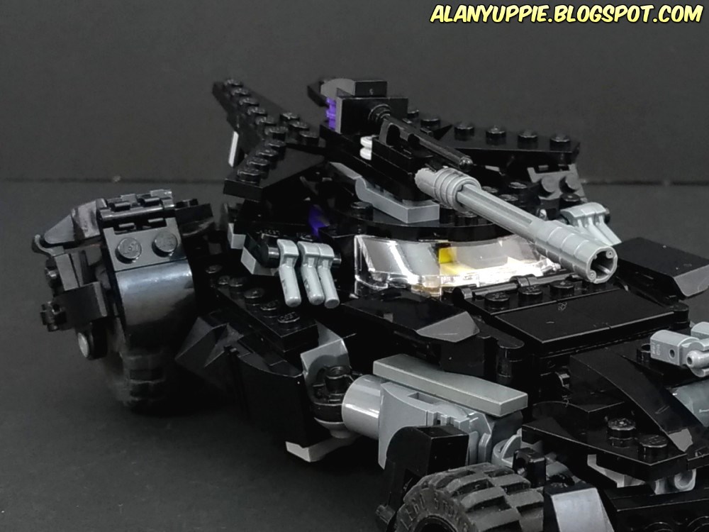 Alanyuppie's LEGO Transformers: LEGO Batman Batmobile transforming ...