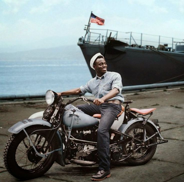 GOOD LIFE & GOOD TASTE: US Navy bike