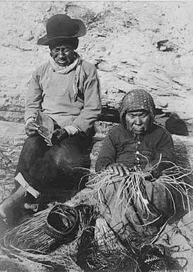 Flitzy Phoebie: Salish Couple