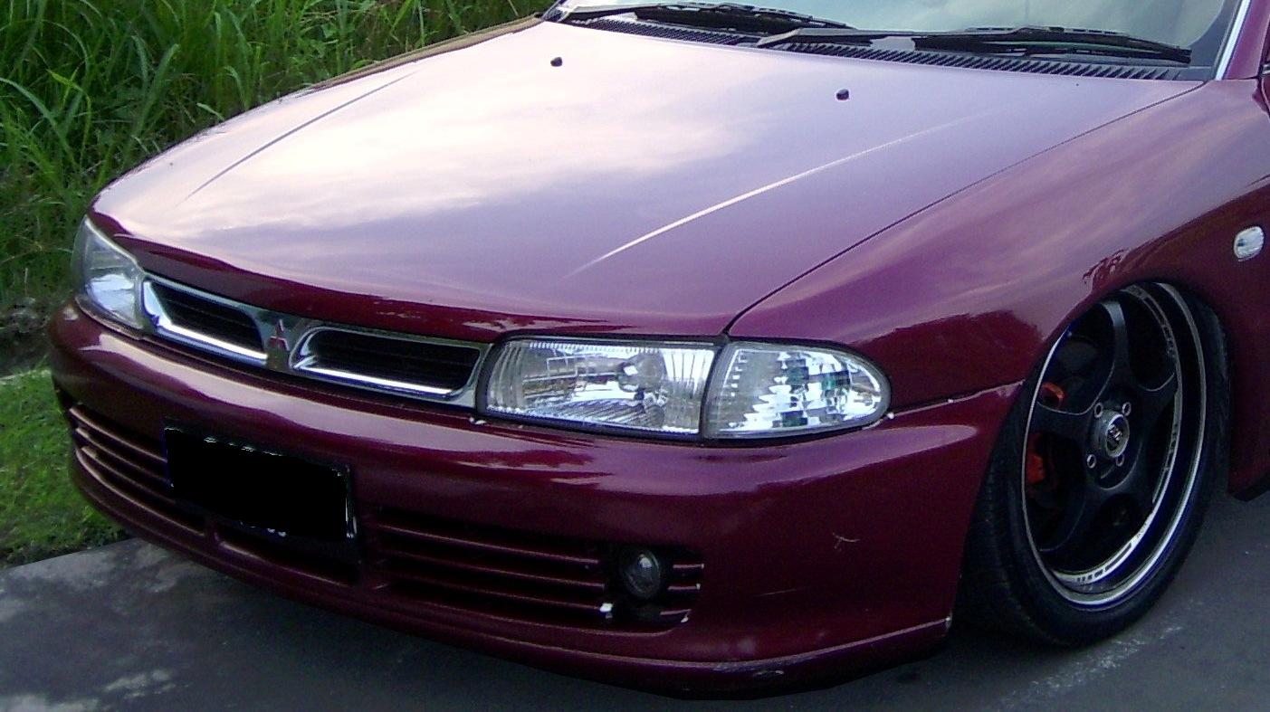 Lancer CB4-GLXi: Different between CB4-GLXi & EVOLUTION 3