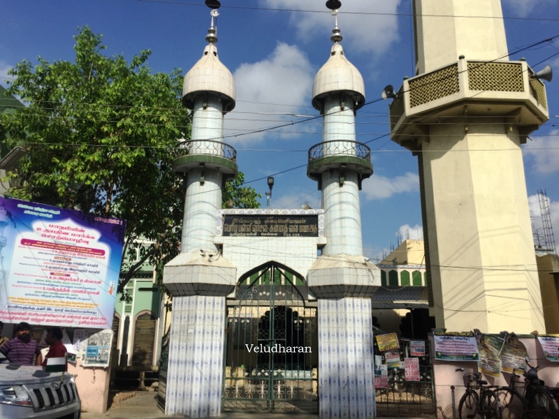 VELUDHARAN TEMPLES VISIT : Big Mosque / Poonamalle Mosque/ Jummah ...