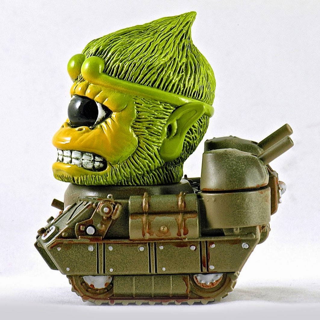 Silent Auction for “CYCLOPS TANK" from Plaseebo (#10x10)