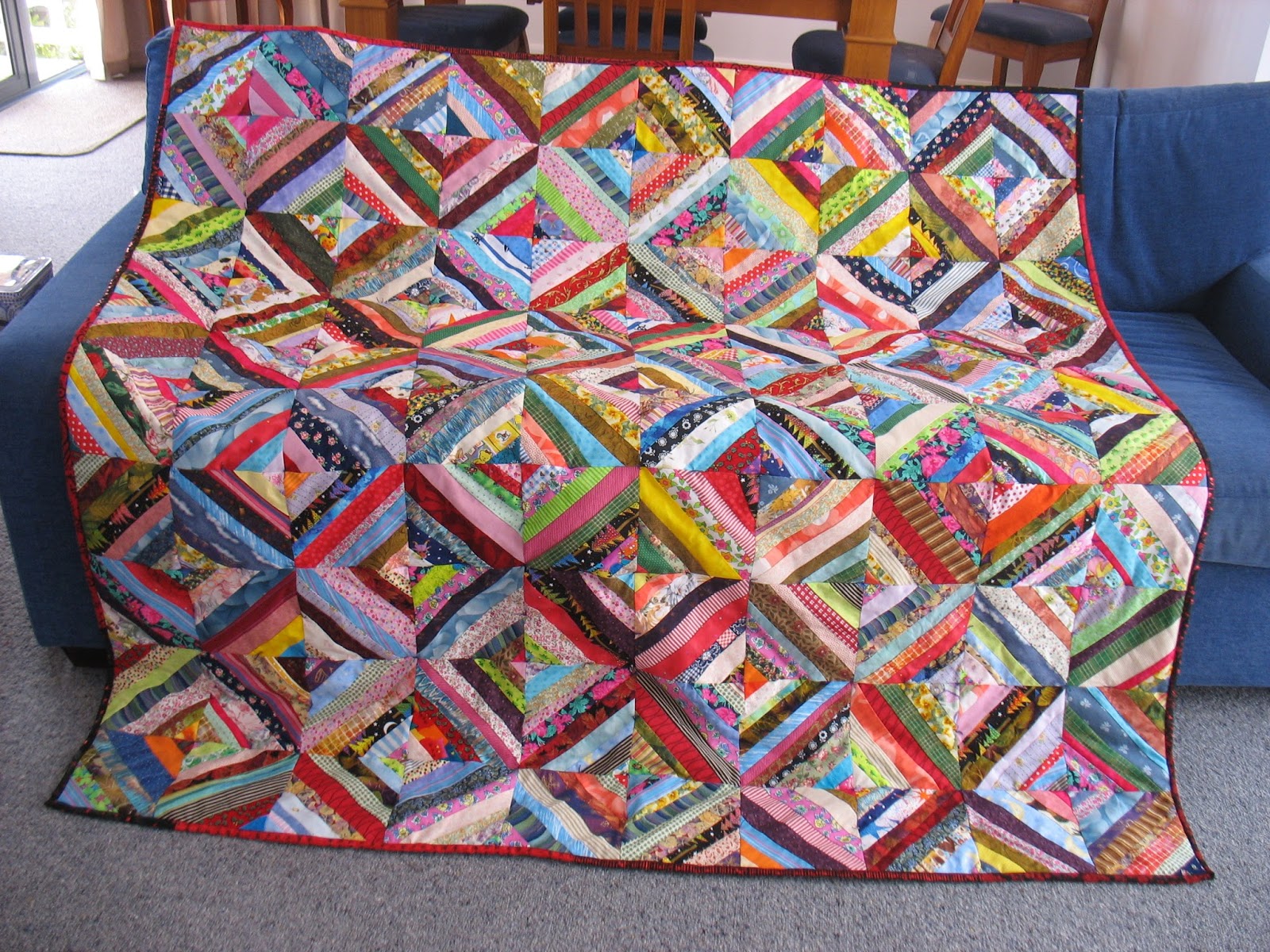 String Thing Along: Heartstrings Quilt finished!