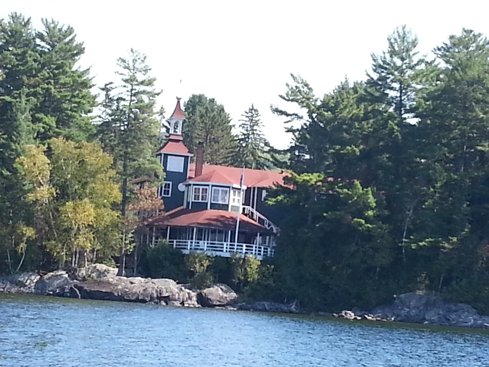 Lac Simon "One Lake - One Chance": SAUVONS le PATRIMOINE du DOMAINE DES ...