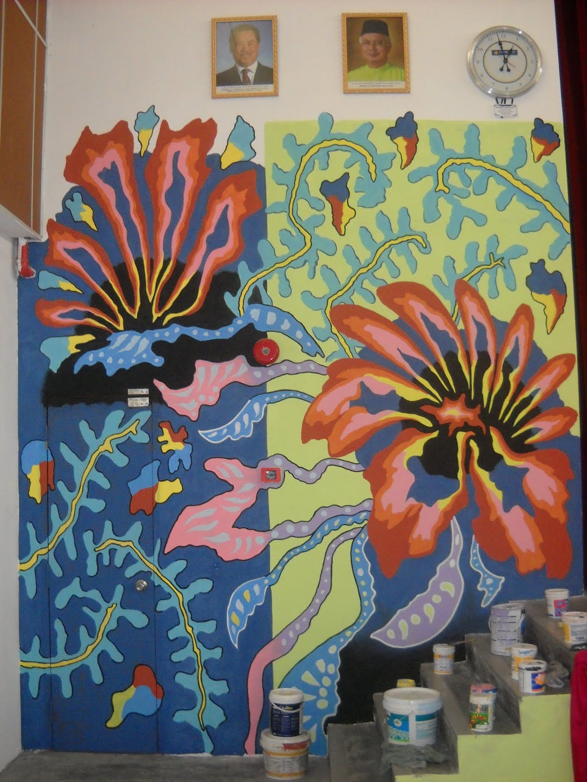 Pelukis Mural Shah Alam: Batik Sutera