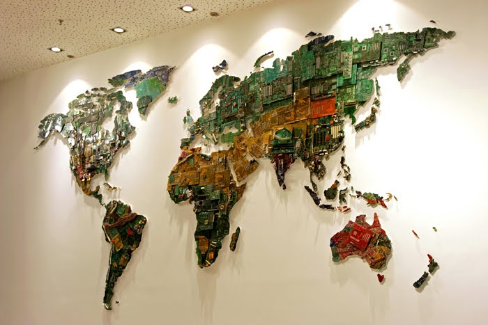 Beautiful Pictures: Eco Art - Eco friendly Art With Computer Parts ...