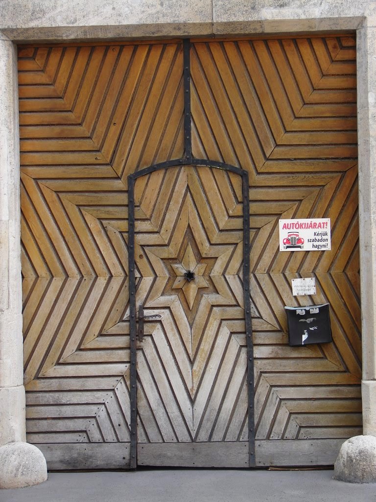 Moon to Moon: Wishlist: A New Front Door....