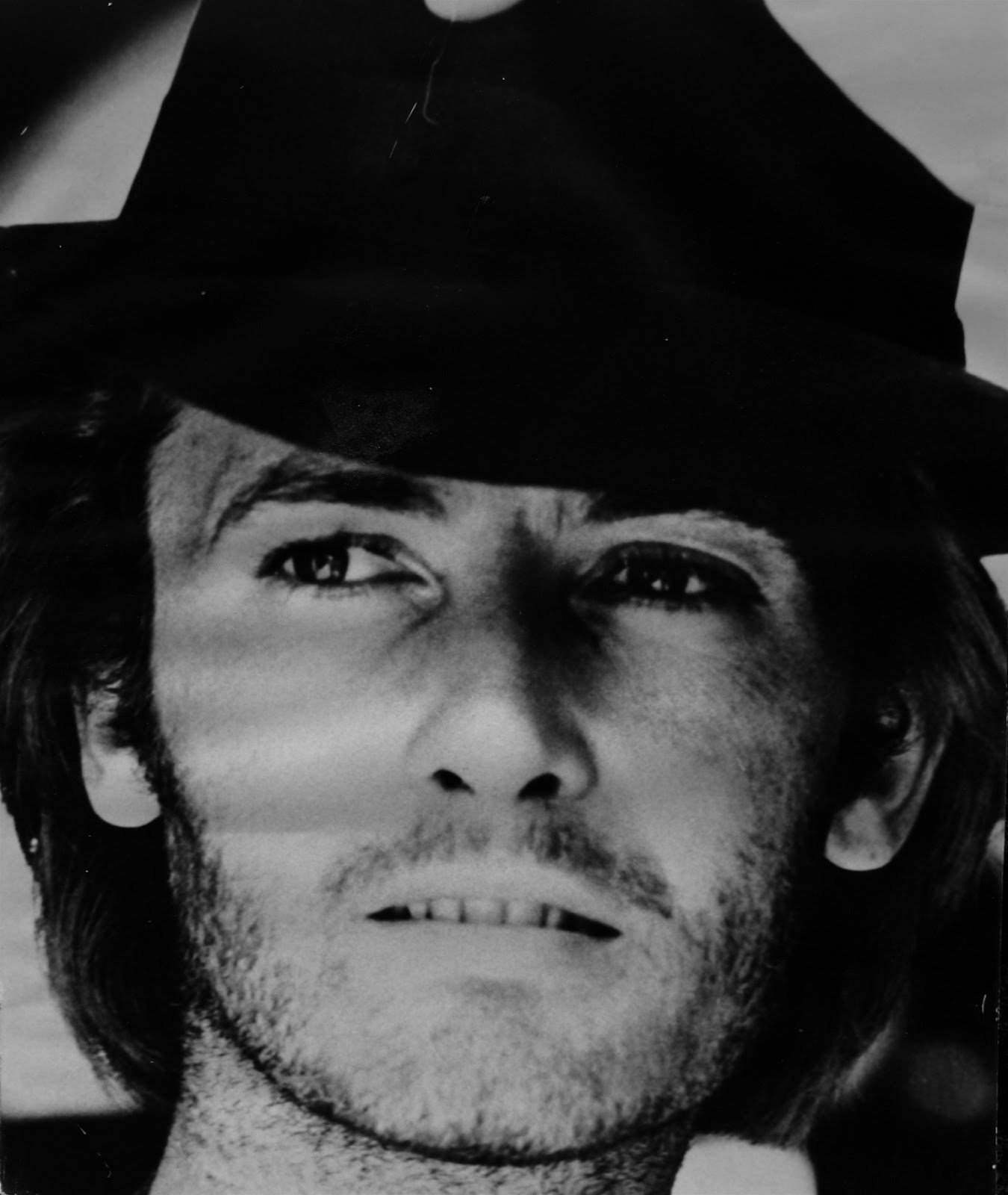 FOTONOVELAS / FOTOROMANZI: MARK BODIN