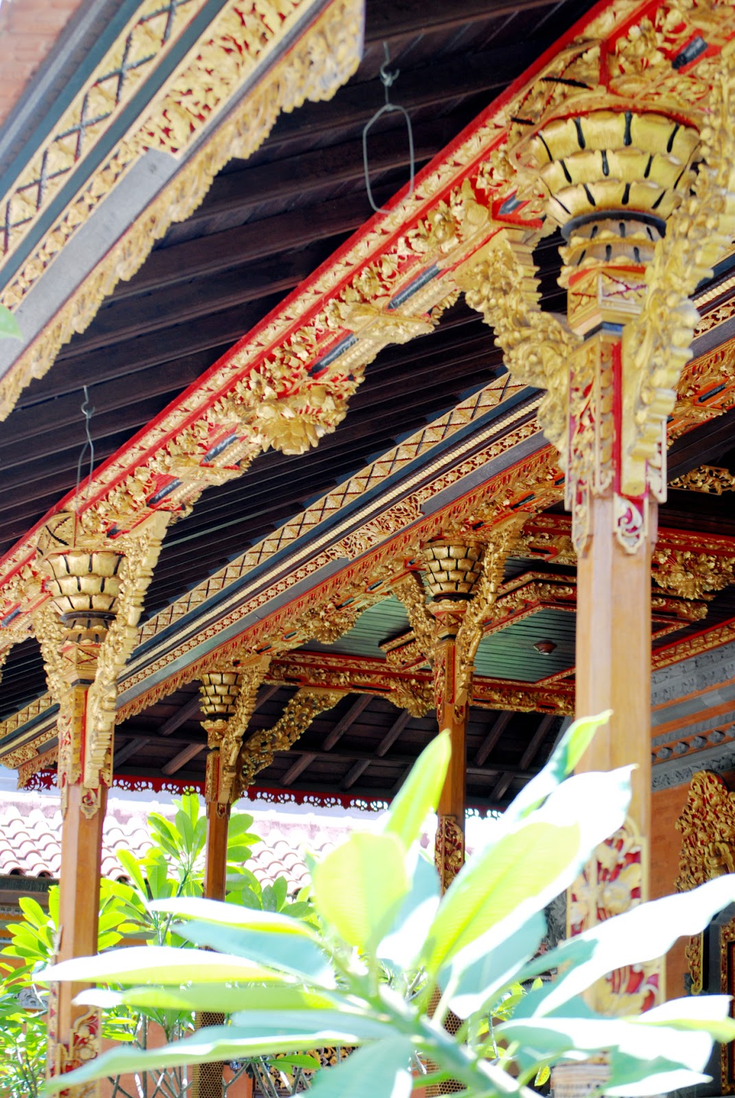 Ukiran Bali: Bale Bali