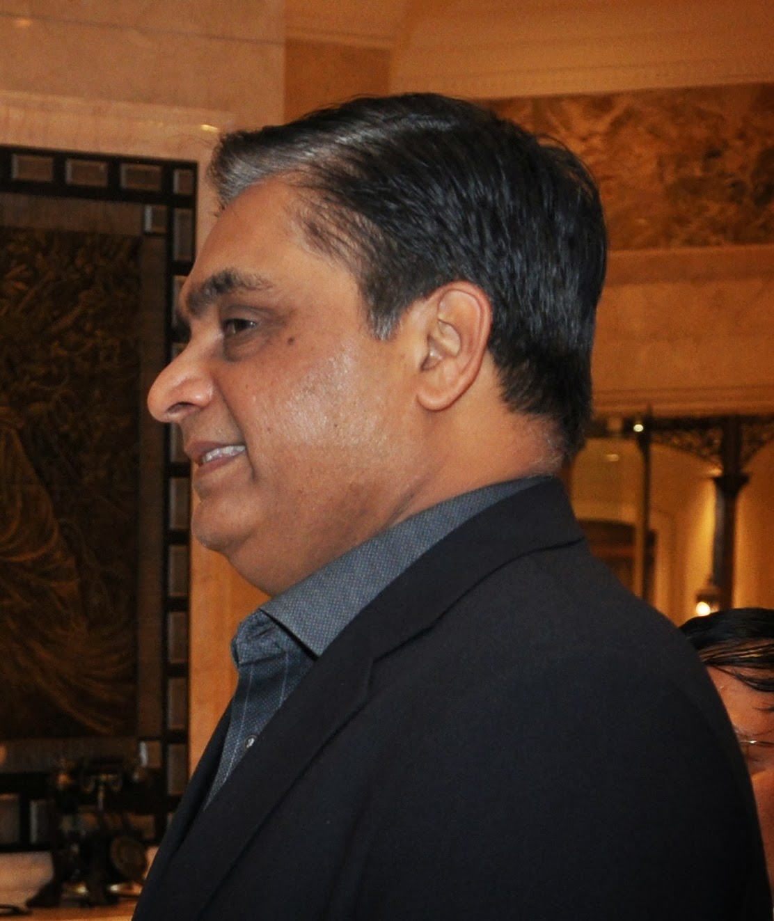 Saravanan's Blog: Makwana to succeed Vaghela in Kandla Port?