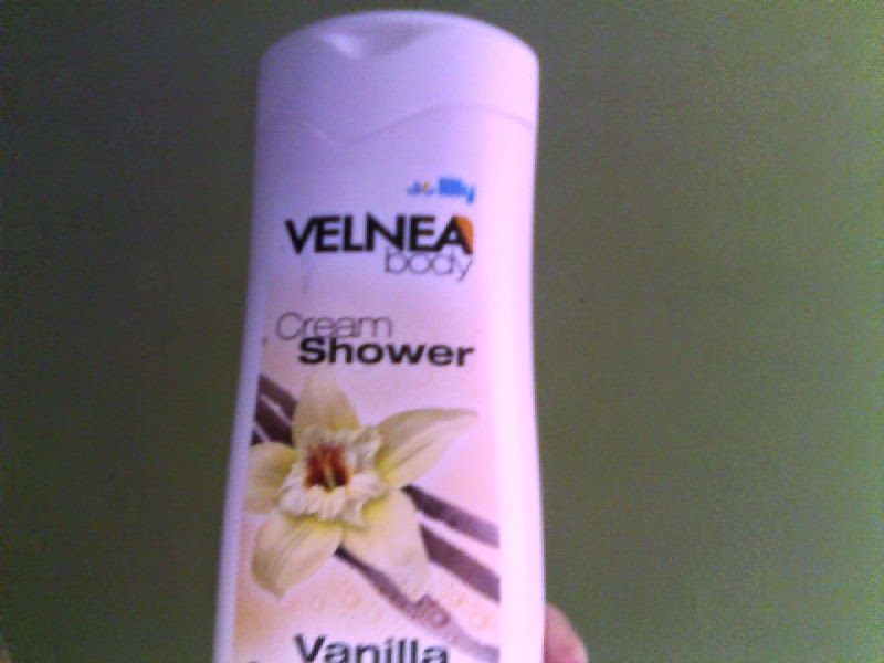 lepotazasve: Velnea Cream Shower - Vanilla + Sesame oil