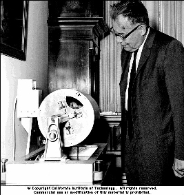 "Adentrándome en lo exacto": IMÁGENES RELEVANTES CHARLES FRANCIS RICHTER