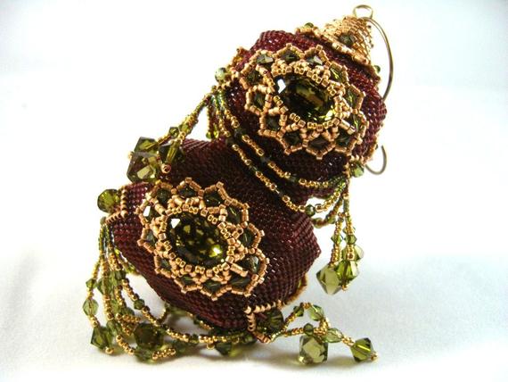 Spectacular Beaded Christmas Ornament Design Tutorials by Christmas ...