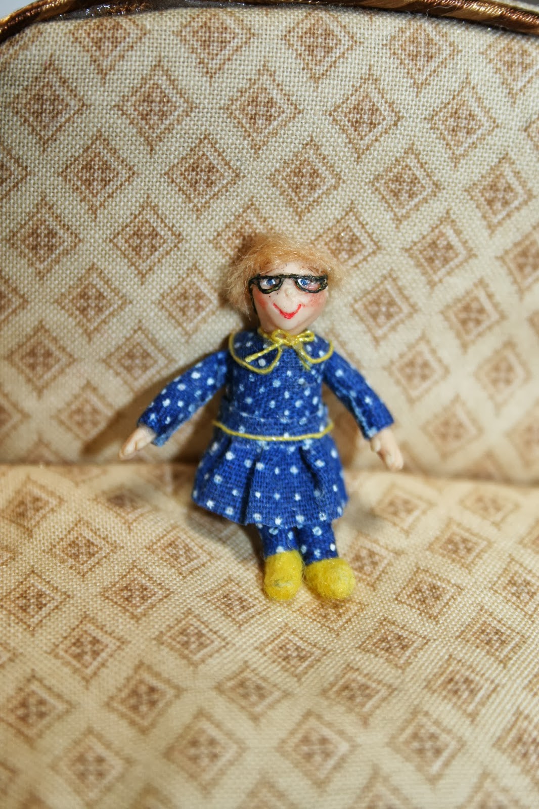 PLANET OF THE DOLLS: Doll-A-Day 27: Mrs. Beasley,her history, my life ...