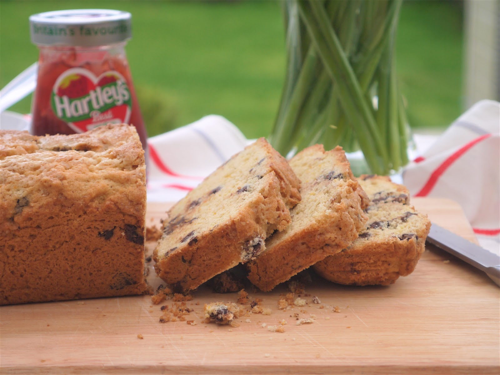 This Muslim Girl Bakes: Chocolate Orange Scone Loaf.