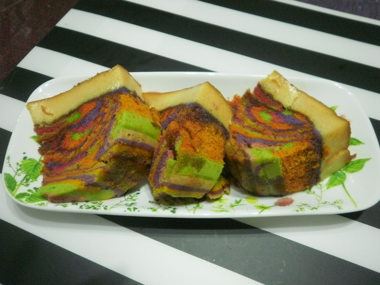 Zara ♥ Baking: RESIPI KEK KARAMEL PELANGI