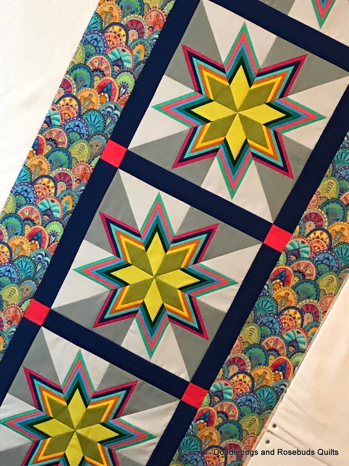 Doodlebugs and Rosebuds Quilts: Star Border Fabric Found