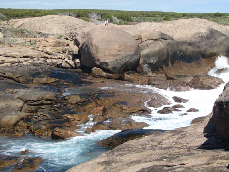 LOCHGARMAN: MERCHANT ROCK