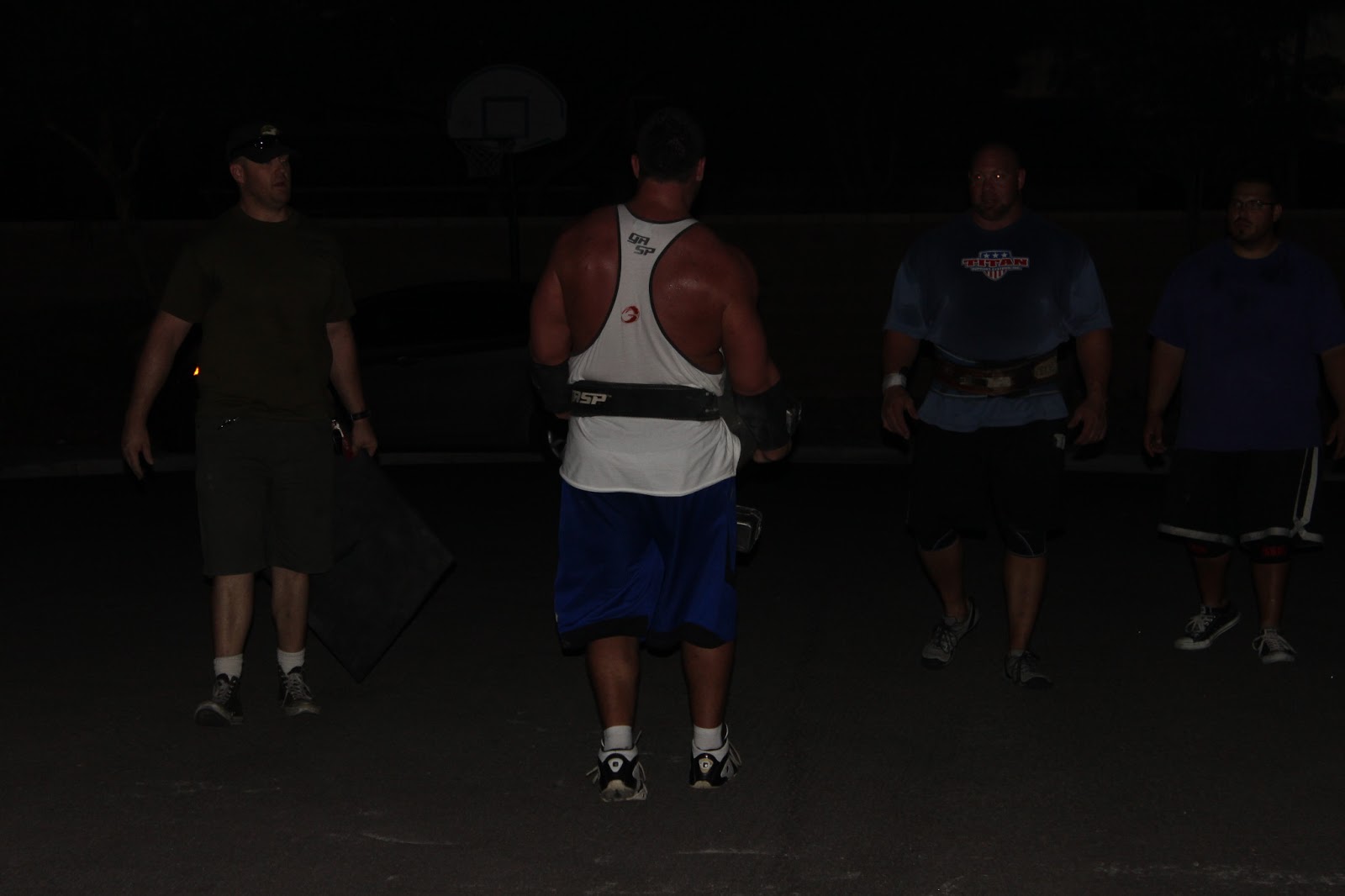 Strongman log: 23.7.2013 Log and Shield Carry with "The Best's"