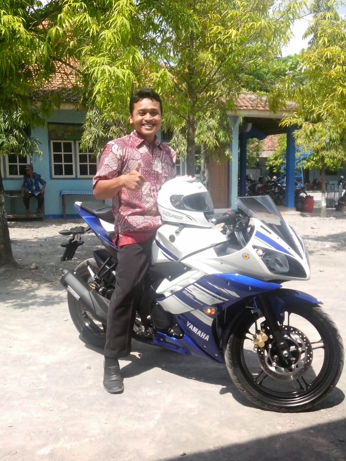 Gambar Naik Motor Sport - Stylecustom