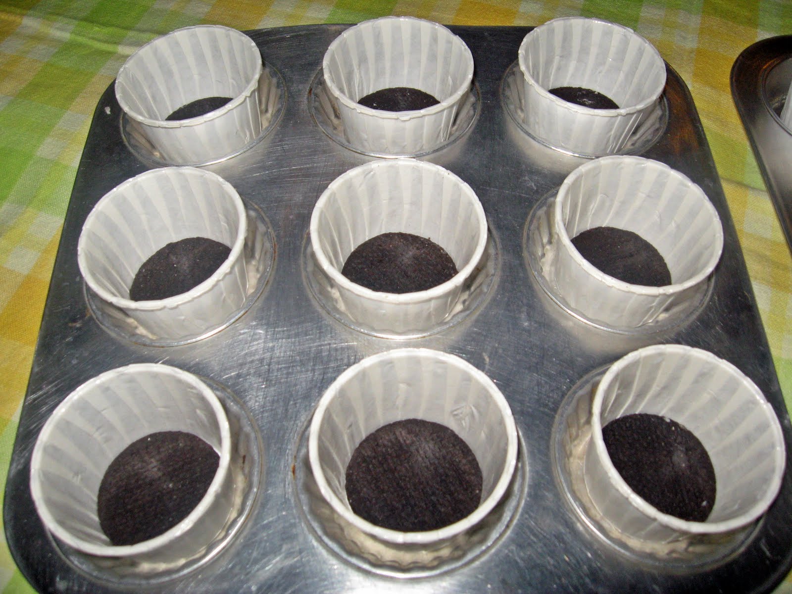 Oreo Cheesecake Cupcakes