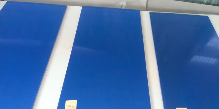 Placi PVC colorate in masa ~ en-bricoflor.ro