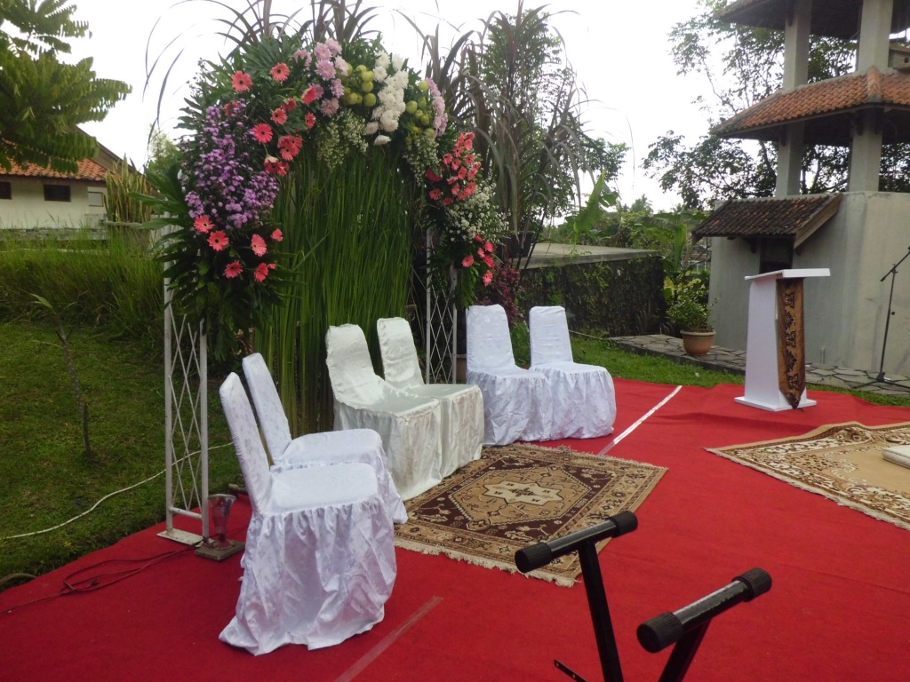 Alamanda Puspita: Dekorasi Pelaminan Outdoor - dan Dekorasi Pemberkatan ...