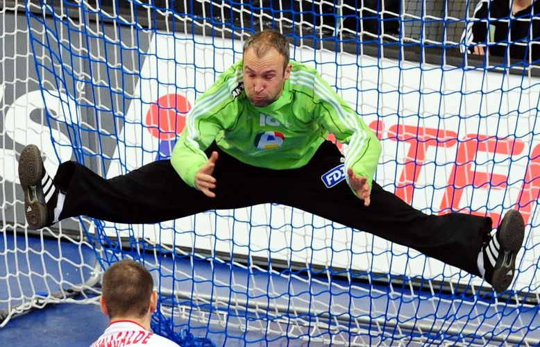 Tipos de defesas feitas pelo goleiro de Handebol - Handebol Educacional