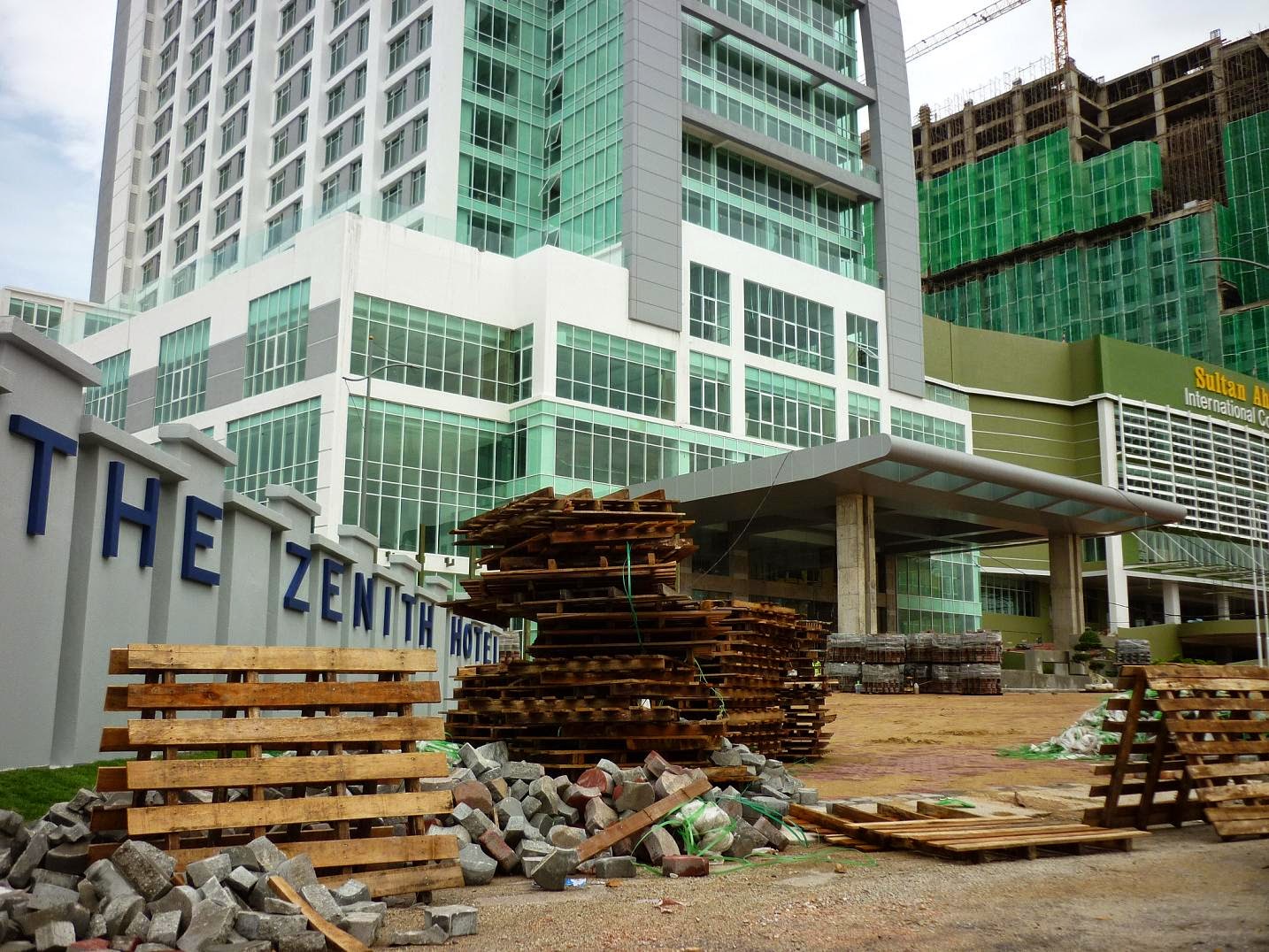 *The KUANTAN blog*: The rise of The Zenith Hotel Kuantan