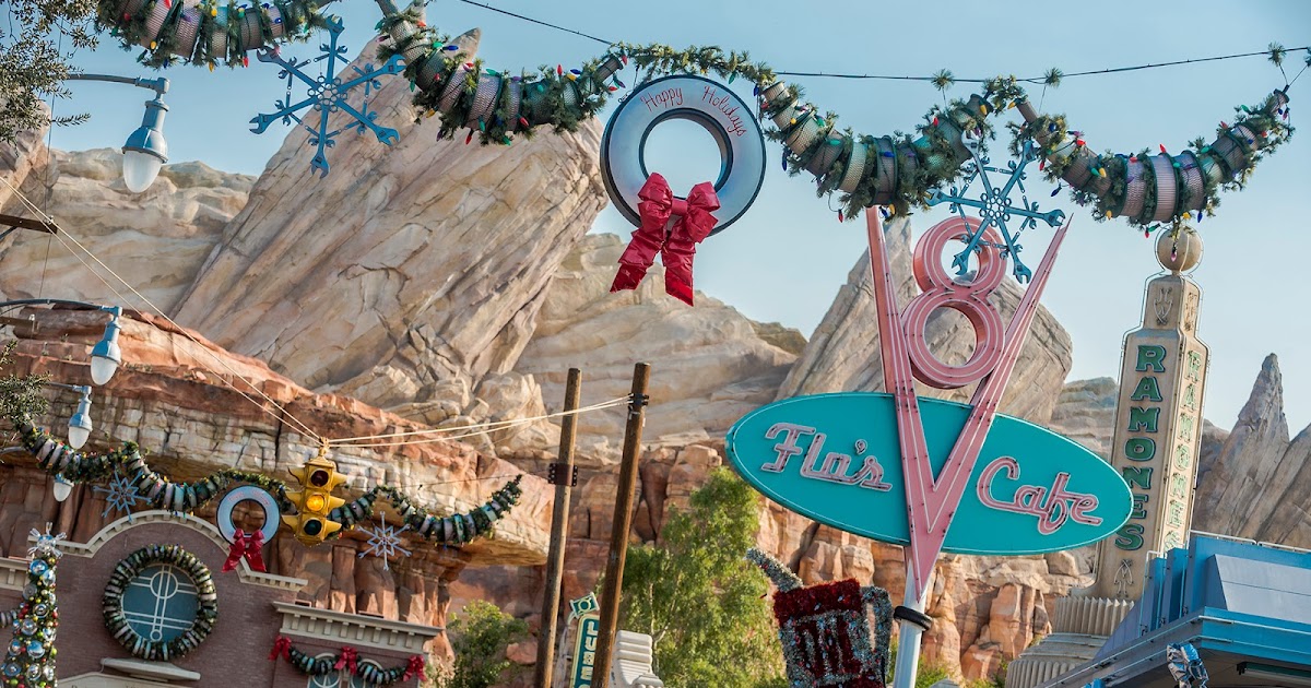 Carsmas Scenes in the Winter