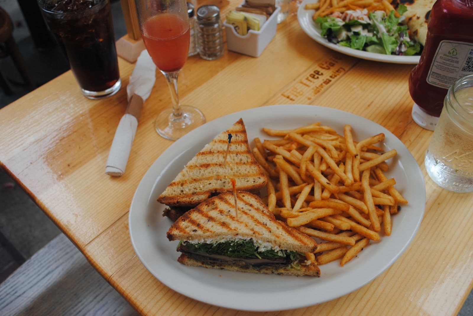 Annie's Gluten Free Grub: Fig Tree Cafe: A California Eatery